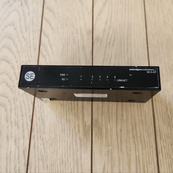 Pakedge | Computers, Laptops & Parts | Pakedgese Series 5 Port ...